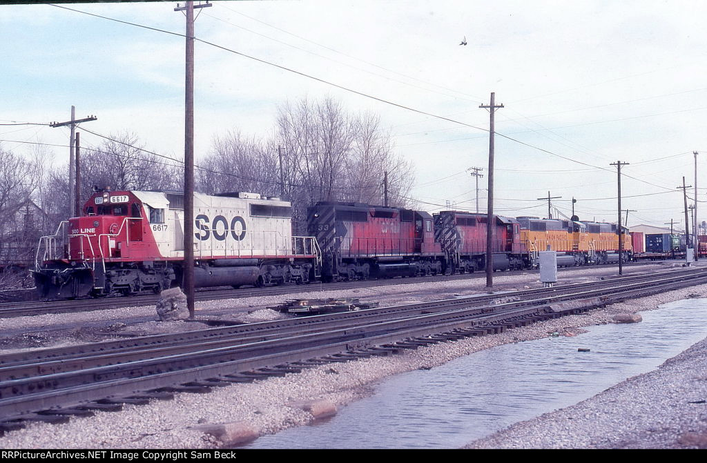 SOO 6617, CP 5533, 5409, UP 6095, and 6096